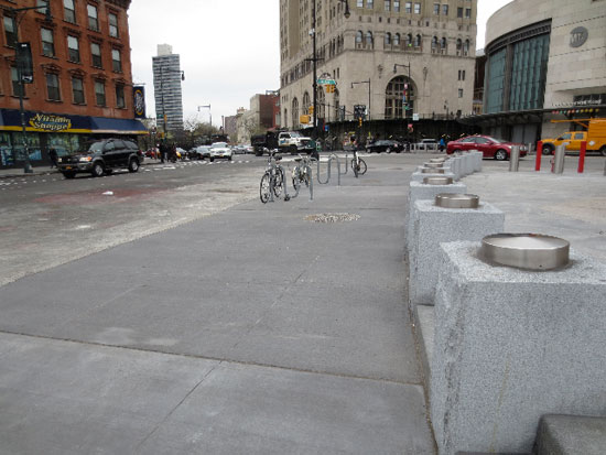 A Tree Grows Immanent in Brooklyn: George Trakas's Installation at ...