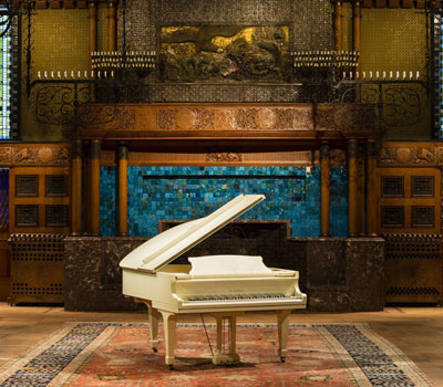 Back Door Man: Martin Creed at the Park Avenue Armory - artcritical